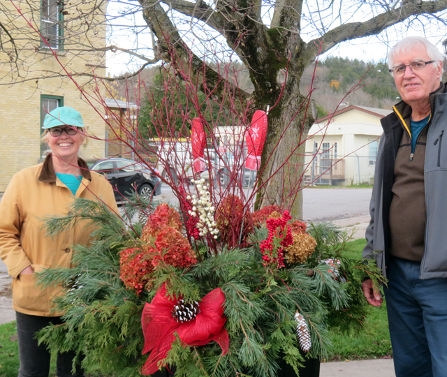 Volunteers in the Decorating Committee Keeps Downtown Beautiful - The ...