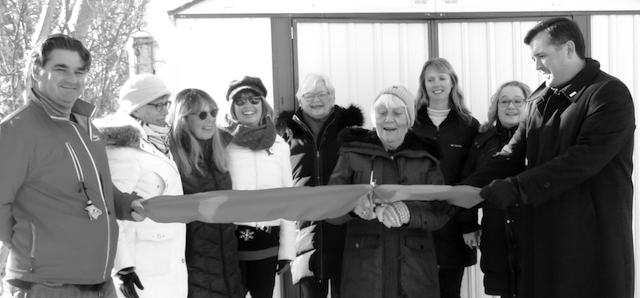 Decorating Committee - The Millbrook Times